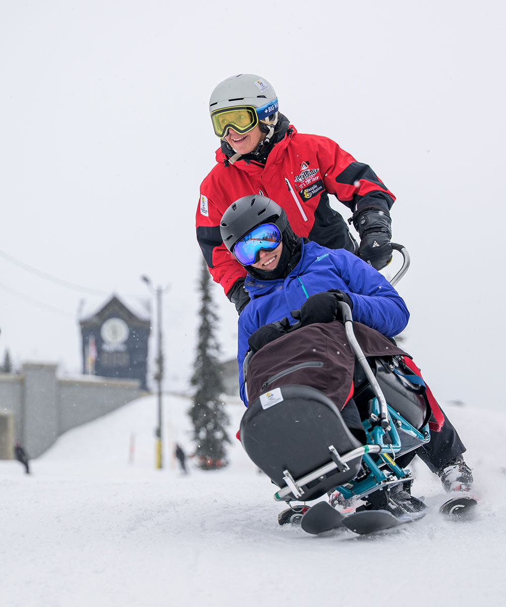 Powderhounds Adaptive Program By People in Motion | Big White Ski ...